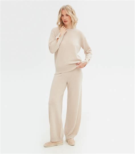 Джемпер кашеміровий з гудзиками на рукавах бежевий ціна купити Gdcashmere ціна купити