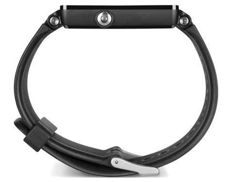 Ces Garmin Vivoactive Smartwatch Announced Features Gps And Focussed Towards Fitness