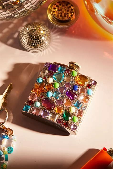 gem shell hip flask urban outfitters uk