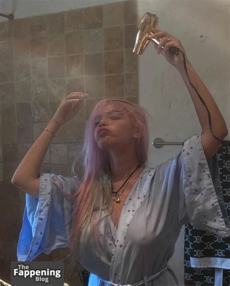 Sab Zada Pasabist Nude And Sexy Collection 64 Photos Thefappening