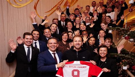 📷 ПО ШЕСТ МЕСЕЦИ ХЕРИ КЕЈН СЕ ОДЈАВИ ОД ХОТЕЛОТ Англичанецот плаќаше 11 000 евра од ден но сега