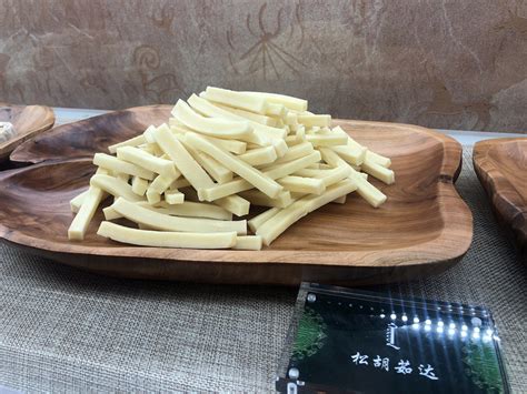 ӨМ ын үндэстний уламжлалт сүү цагаан идээний салбарын хөгжилтийг ахиулах хурал боллоо Cri