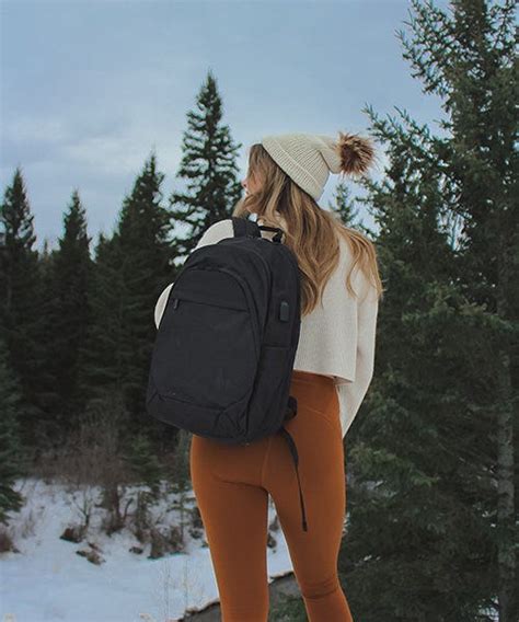 unpacking the essentials a comprehensive guide to dopp kits by