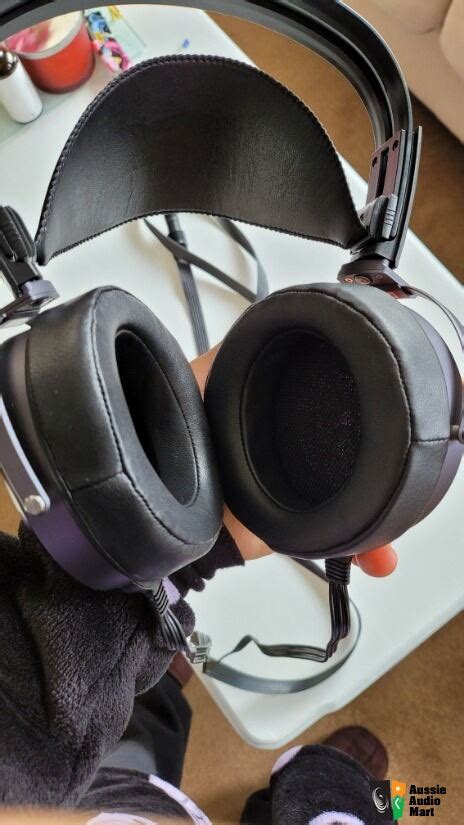 Stax Sr 009 Bk 80th Birthday Commemorative Limited Edition And Stax Srm 007t Ll Headphone Amplif