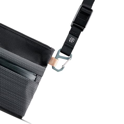 Carry Essentials Neck Pouch A6 Black