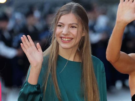 Por Qué La Infanta Sofía Se Ha Ganado A Los Españoles Y Marca Tendencia En Moda