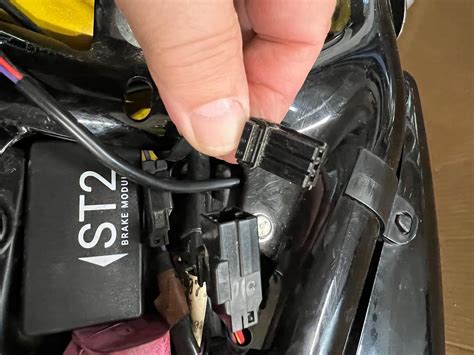 Harness Connector Question St2 Brake Module R Sportster
