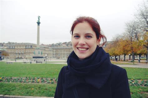 Sexcoach Aus Stuttgart „hätten Wir Mehr Sex Wären Einige Probleme Gelöst“ Stuttgart