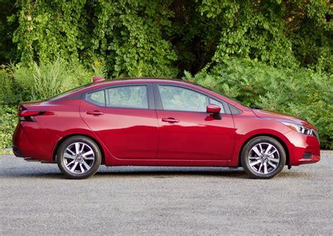 2021 Hyundai Sonata Vs 2020 Nissan Versa Cargurus