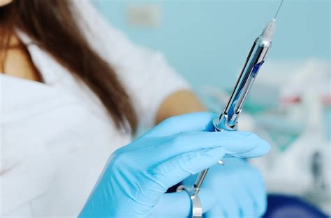 Анестезия в стоматологии: что нужно знать о анестезии - FranceMed