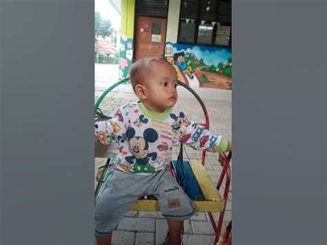 Dede al-Fatih main ayunan di TK @ahmadrifaichannel4825 - YouTube