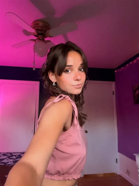 Leyla Ingalls Onlyfans Review Comedy Exclusive Content Subscription