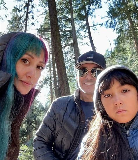 تصاویر و بیوگرافی همسر شادمهر عقیلی و دخترش