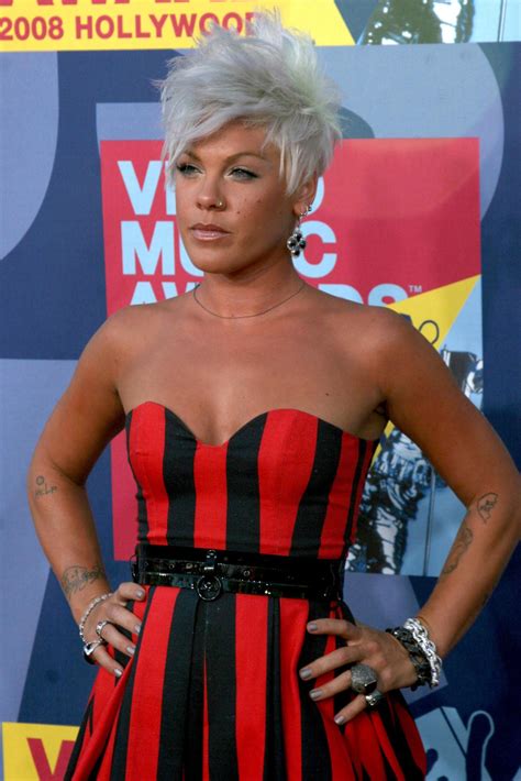 Pink Arriving At The Video Music Awards On Mtv At Paramount Studios In Los Angeles Ca