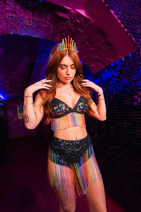 Sex Me Up Set Born Too Die