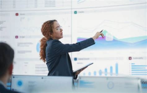 Projector Touch Screen Guide Benefits Use Cases And Buying Tips