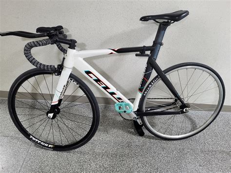 첼로 디스트릭트 19년식 팝니다 당근마켓 중고거래