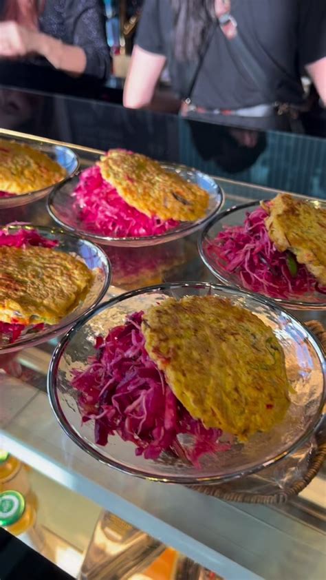 ГЭДЭС ЦЭВЭРЛЭХ САЛАД орц ️ Алим хүрэн манжин лууван байцайй чинжүү Амталгаанд ️ Олив тос