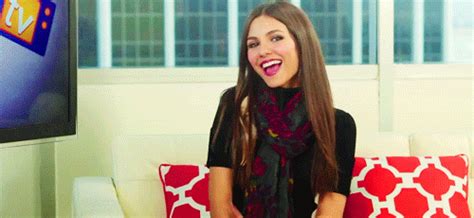 Victoria Justice Animated Gif Wifflegif