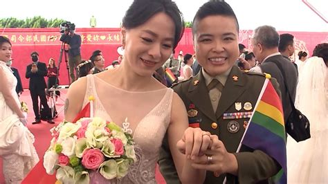 Video Mass Military Wedding In Taiwan Includes Two Same Sex Couples
