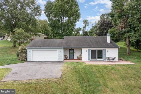 766 Hillview Rd Hellam Pa 17406 See Est Value Schools And More