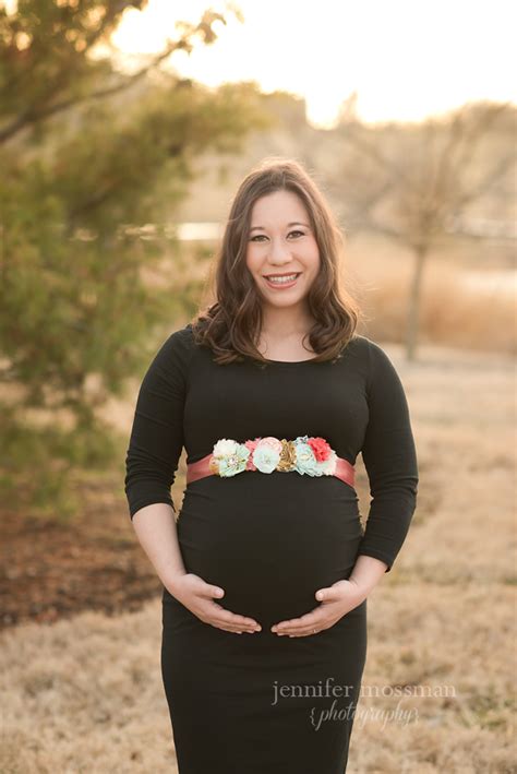 Danielle And Ryan Saint Louis Mo Maternity Photographer Jennifer Mossman Photography