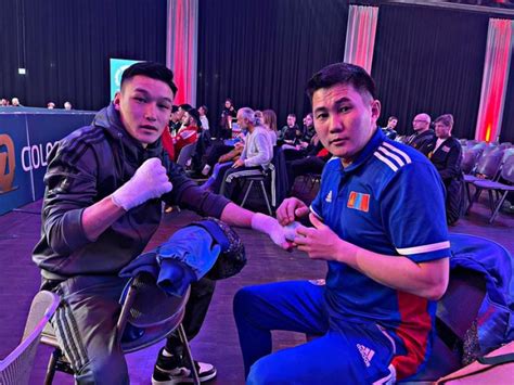 Дэлхийн цомын тэмцээнээс боксчид 3 алт 2 мөнгө 3 хүрэл медаль хүртэв