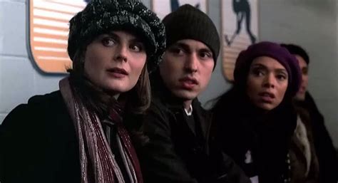 Coco🥃 On Twitter Please Theyre So Cute Bones Bones Funny