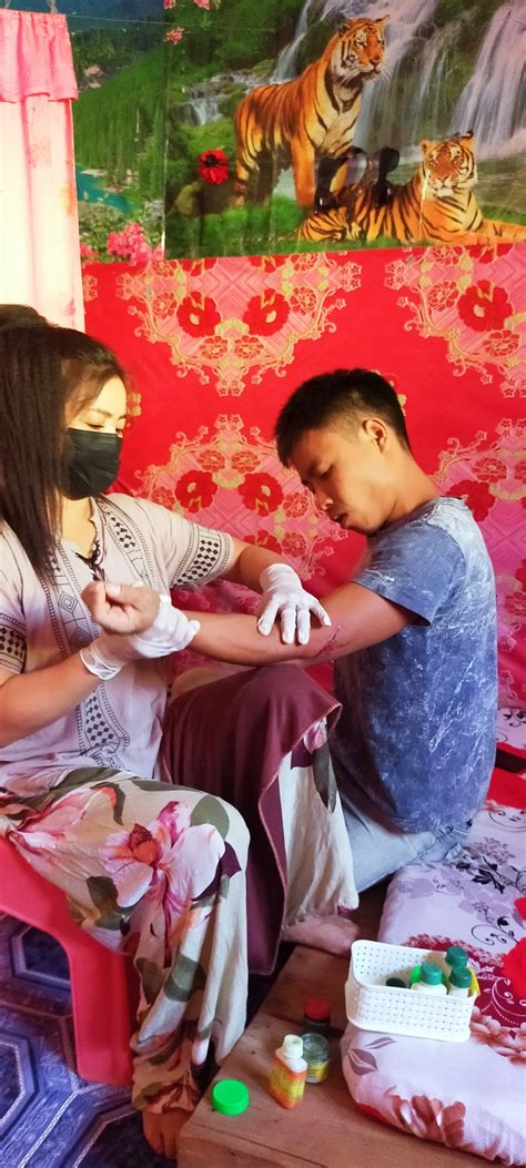 Tachileik မြို့အာရုံကြောအကြောပြင်ဆရာမဒေါ်အားချာ