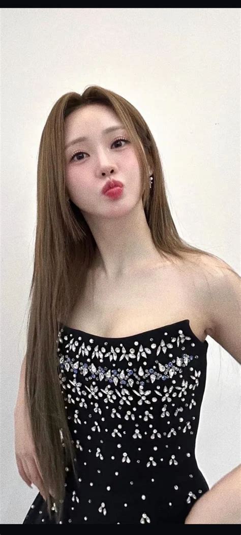 홍지윤 촬스의 이슈와 유머