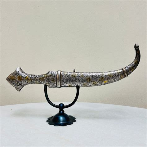 Indian Handcrafted Dagger With Gold And Silver Koftgari And Damascus