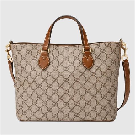 Shop The 구찌 에덴 Gg 수프림 토트백 By Gucci 부드러운 Gg 수프림 토트백 유연성을 높인 Gg 수프림