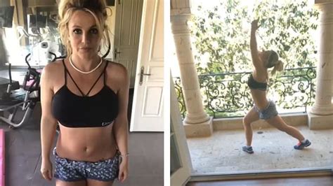 9 Latest Hot Chloe Fineman Bikini Pics