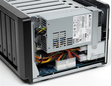Обзор сетевого накопителя Synology DS1621+ на шесть отсеков, со слотами ...
