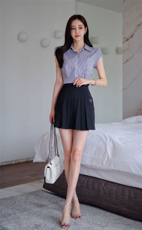 Pin De Son Yoon Joos Collection En Son Yoon Joo 8