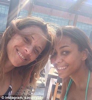 Stephen Curry Mom Sonya Curry Stuns At 48 Photo 8 Amazingly Hot Photos