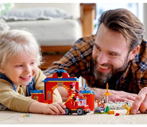 LEGO Disney 10776 Remiza i wóz strażacki Mikiego Klocki LEGO Sklep komputerowy x kom pl