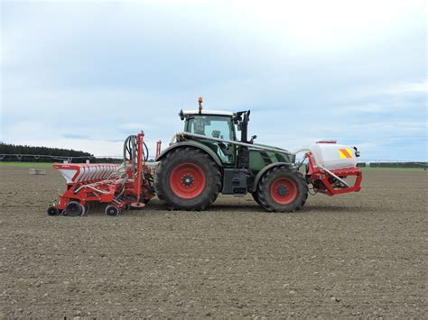 Fodder Beet Planting Jacob Holdaway Contracting Ltd