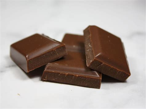 Quick Bites Choc Affair Summer Range Chocolate Bar Reviews 100g