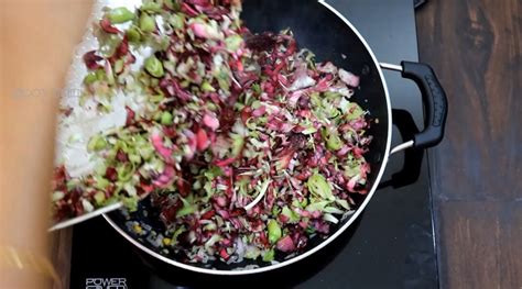 Agathi Poo Poriyal Hummingbird Flower Stir Fry Jinoos Kitchen