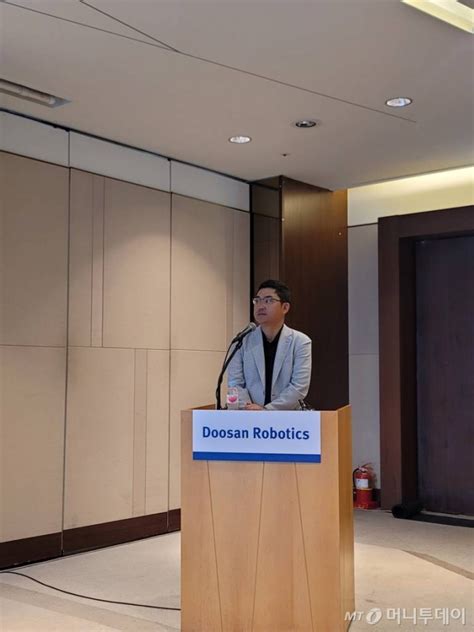 두산로보틱스 공모가 2만6000원 흥행 성공내달 5일 상장 머니투데이