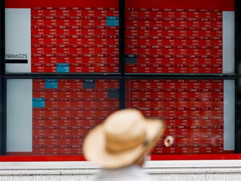 Cisco Shows Quantum Networking Chip Opens New Lab Reuters