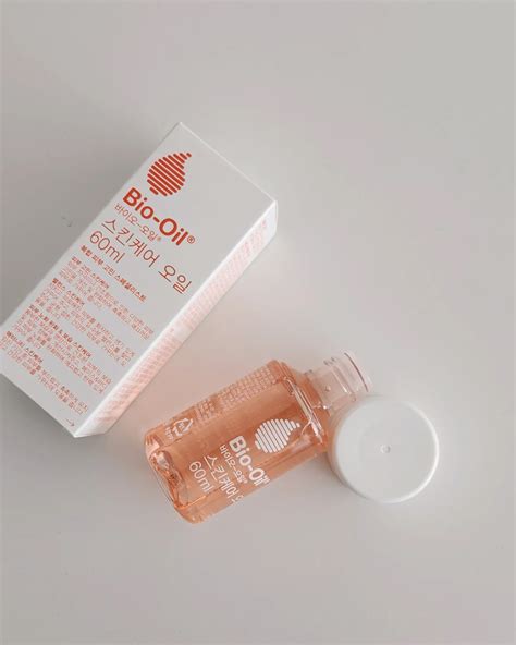 김슬기 협찬 건조한 겨울 촉촉한 피부를 위해 오일을 발라주거나 오일과 바디크림을 섞어서 발라주고 있어요🌸 바이오 오일 은 200시간 보습이 유지되어 손이 자주 가요🤍