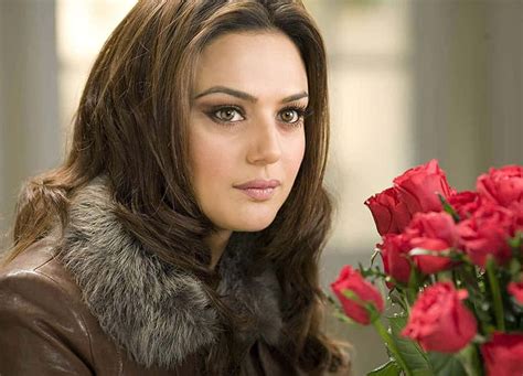 [100+] Papéis de Parede de Preity Zinta | Wallpapers.com
