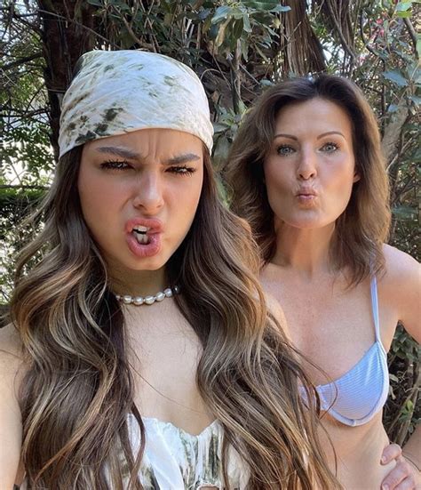 Pin On Addison Rae Easterling