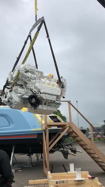 Ricardo Smook On Linkedin Today We Placed 2 Man V8 1200 Hp Engines In Our Vanquish 58 Ft Over 2…
