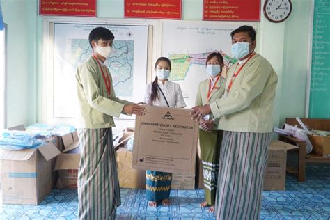 မိုင်းပန်မြို့နယ်အတွင်းရှိ မဲရုံများအား ကိုဗစ် ၁၉ ရောဂါ ကာကွယ်ထိန်းချုပ်ရေး ပစ္စည်းများဖြန့်ဝေ