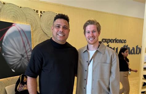 لذت ملاقات با مریخی؛ کوین دی بروین در کنار رونالدو نازاریو عکس طرفداری