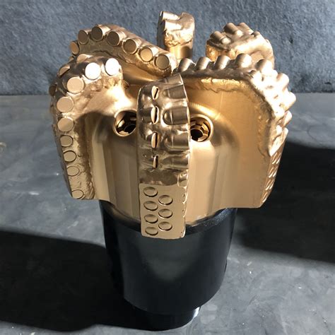 10 5 8 6 Blade Pdc Bit Matrix Body 6 5 8 Api Reg Pin Pdc Bits Rock