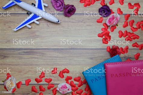 사랑 커플 여행 허니문 발렌타인 배경에 대 한 개념에 대 한 평면레이 배경 0명에 대한 스톡 사진 및 기타 이미지 0명 개념 개인 장식품 Istock